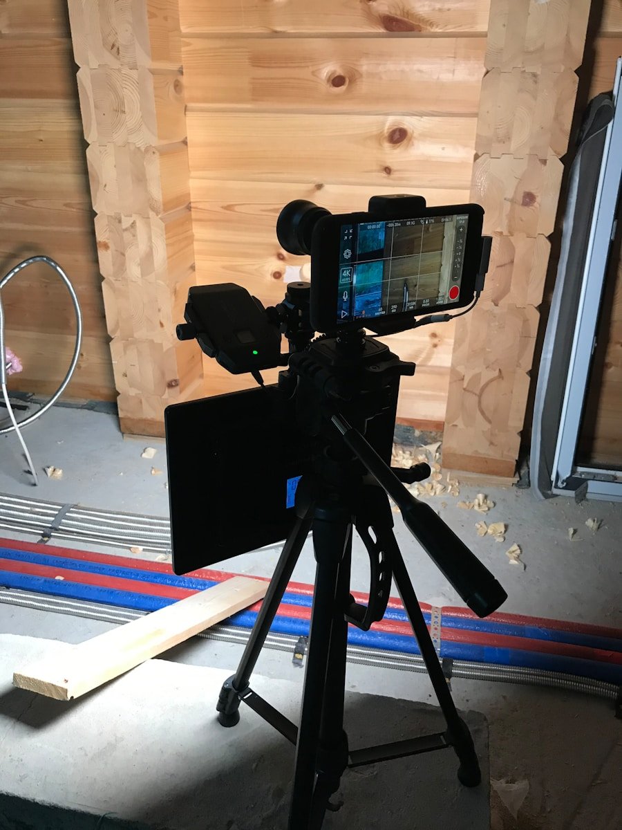 Creating a Professional Cam Room: Tips and Tricks